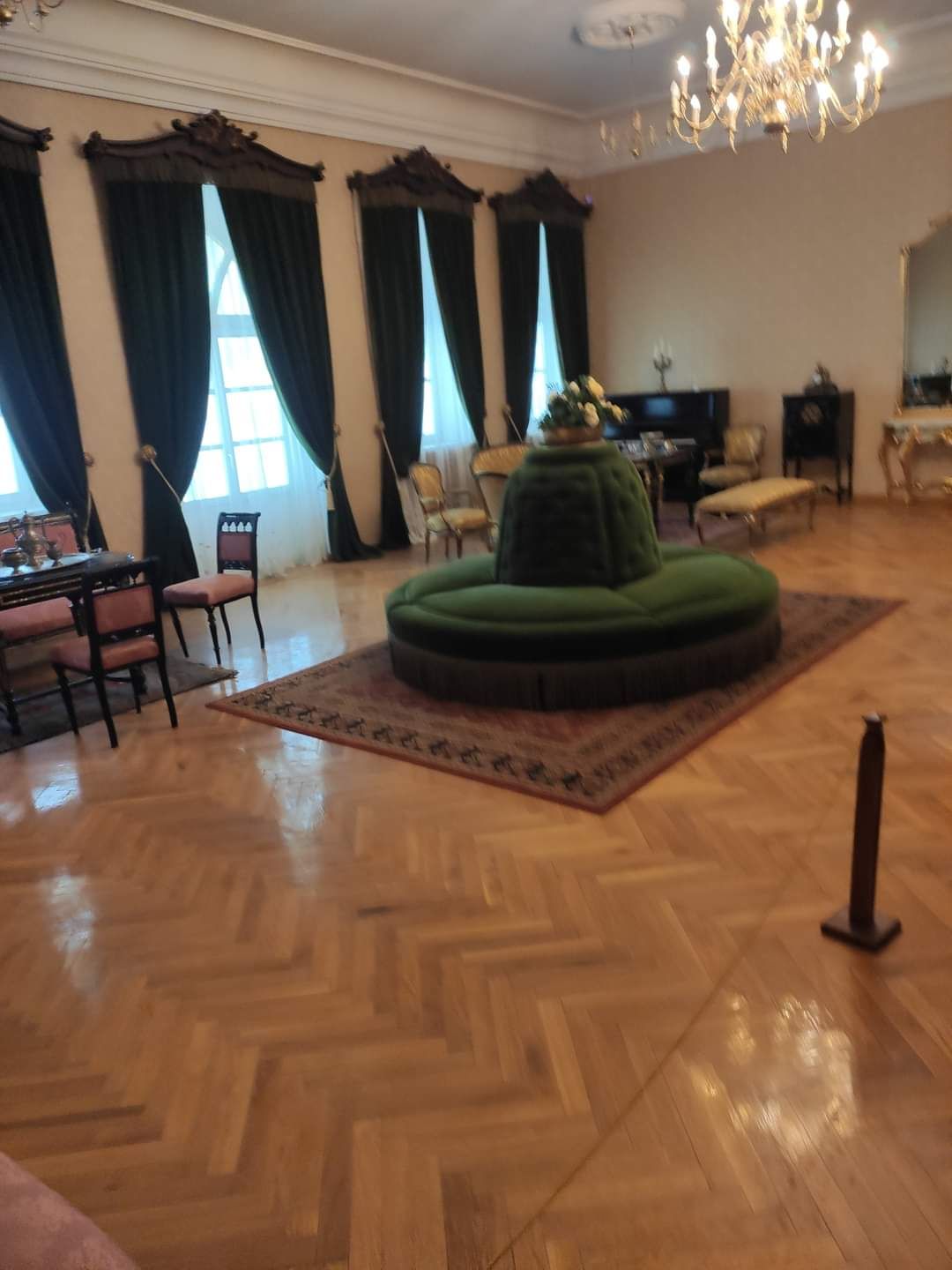PALATUL DE LA RUGINOASA: Domnitorul Alexandru Ioan Cuza „în hologramă ...
